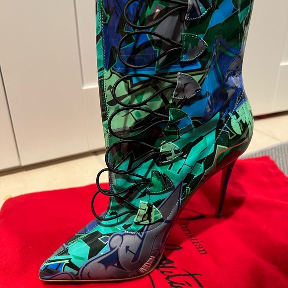 Christian Louboutin | Shoes | Louboutin | Poshmark